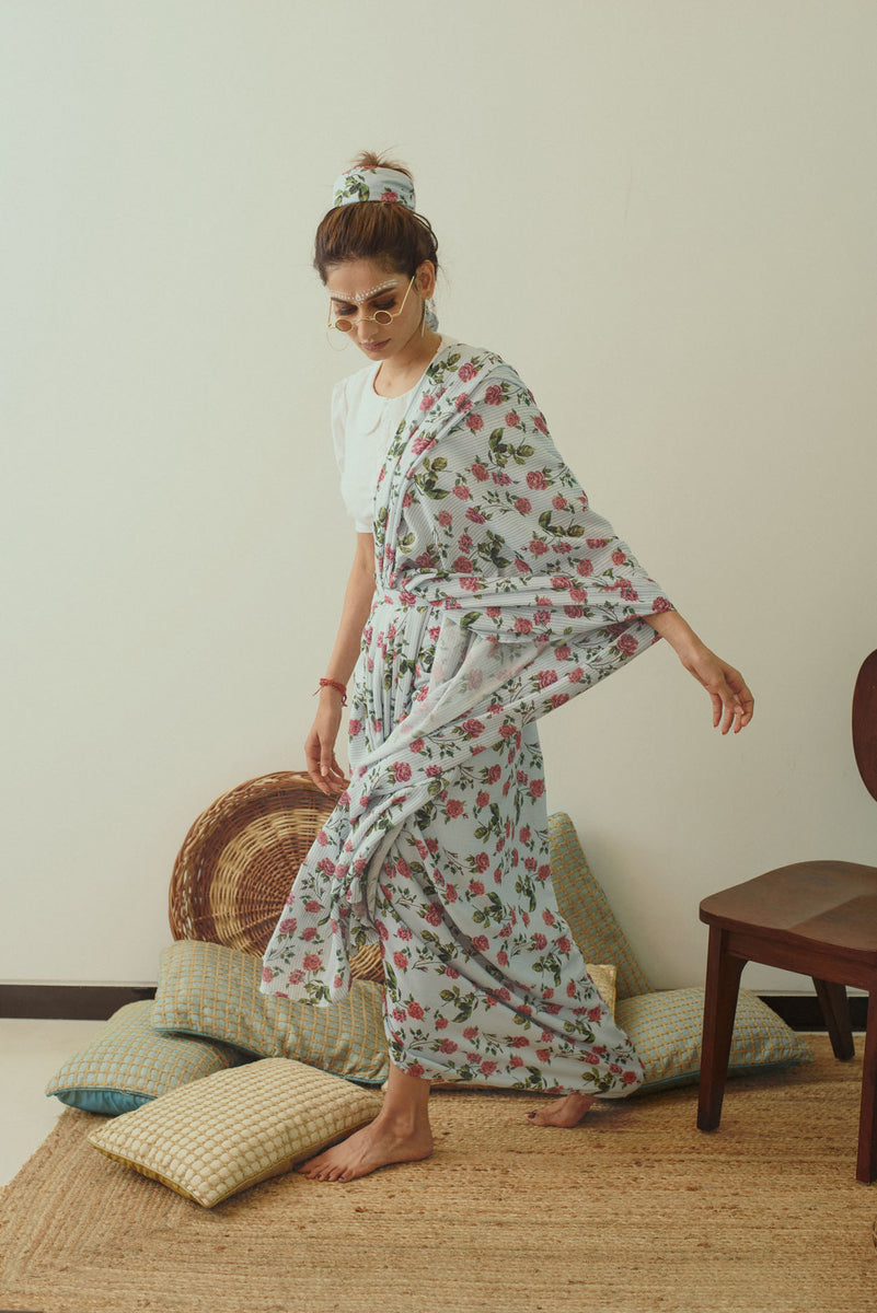 Iceberg Blue Lungi Saree & Top Set – Pasha India