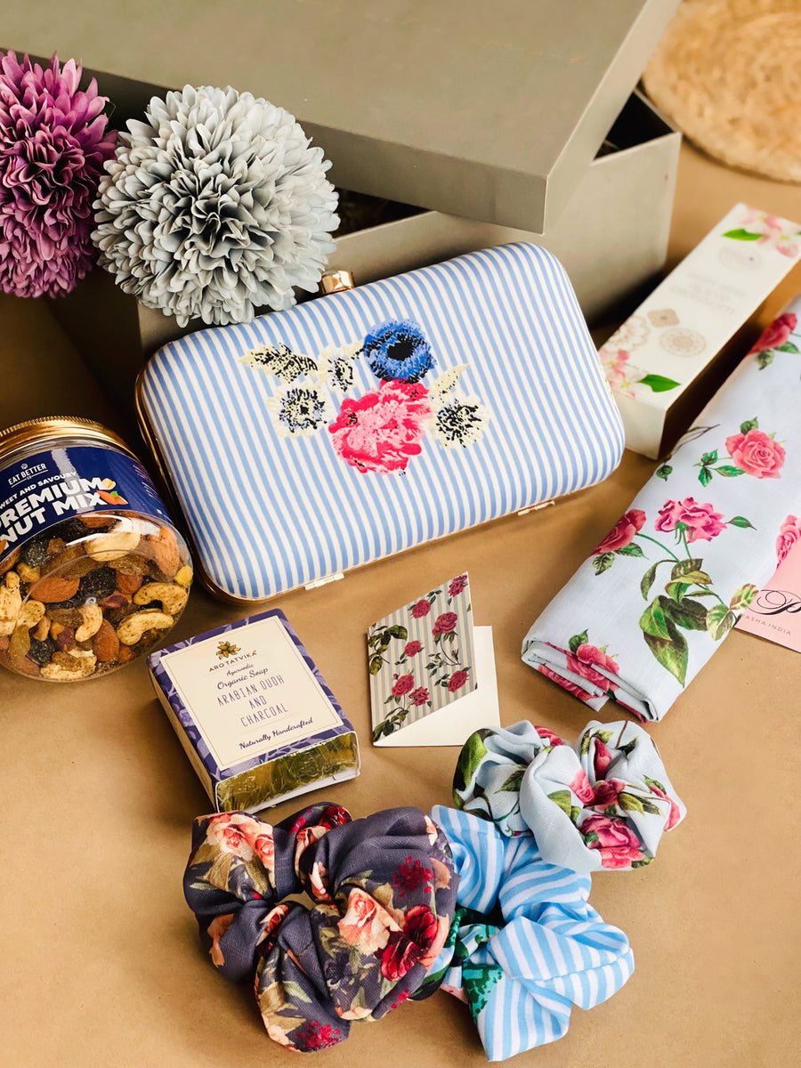 Stripes & Solids Gift Box – Pasha India